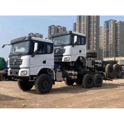 Cina Certificato GCC 8,2 tonnellate 420 CV CNG Truck Sinotruk HOWO 6*4 CNG Trailer Tractor Head Truck in vendita