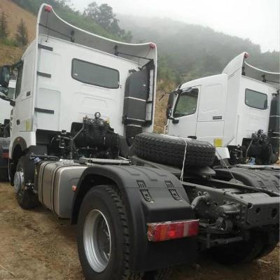 China Peso bruto do veículo 5001-10000 Kg Sinotruk caminhão-trator HOWO 10 rodas 6X4 375HP à venda