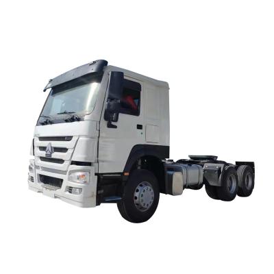 中国 1年 販売後サービス 340HP エンジン トラクター トラック 6*4 トレーラー トラクターヘッドを牽引する トレーラー 販売のため