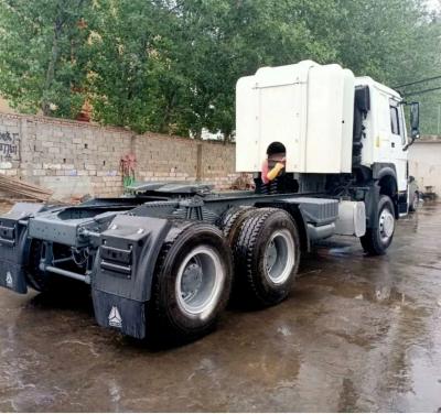 Cina 6X4 ruota motrice Volvo Cargo Truck Truck tractor con coppia massima Nm 500-1000nm in vendita