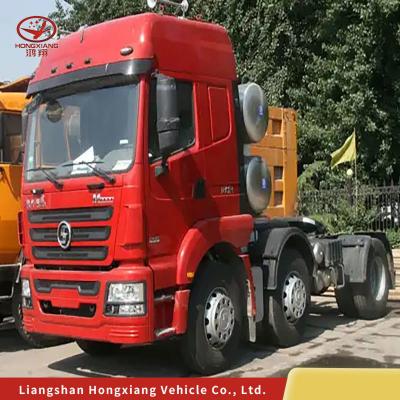 Cina Progettazione di pneumatici senza tubi Sinotruk HOWO Camion-trattore per 5001-10000 kg di peso lordo del veicolo in vendita