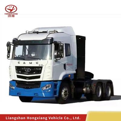 Cina Sinotruck HOWO Camionetto a trazione con testa di rimorchio con finestre manuali e ≤5 posti in vendita