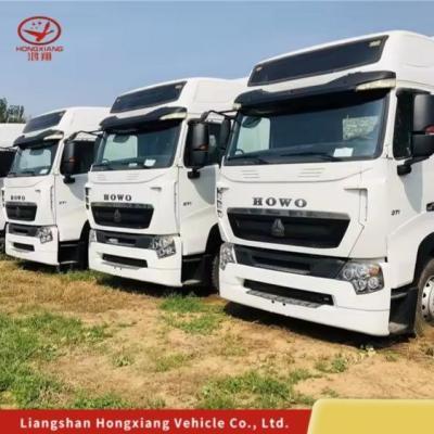 中国 ホット HOWO T7 6X4 メタン トラクター トラック エンジン 容量>8L 1年間の販売後サービス 販売のため