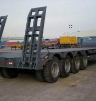 Quality Cross Arm Type Flatbed Lowboy Semi Trailer with Hydraulic Ramp and 60t Load for sale