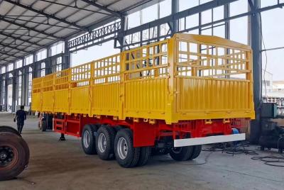 Cina 3 assi di acciaio furgone tipo bestiame bestiame trasporto di bovini pareti laterali di recinzione semirimorchio in vendita