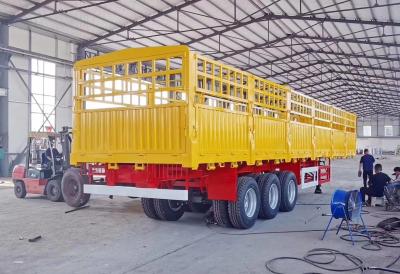 Cina 3 assi di acciaio furgone tipo bestiame bestiame trasporto di bovini pareti laterali di recinzione semirimorchio in vendita