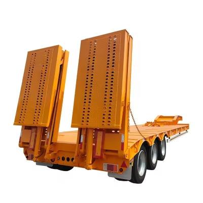 Cina Camion semirimorchiato da 100 t a tre assi a letto basso Lowboy a letto piatto con sollevamento idraulico e collo di gallina in vendita
