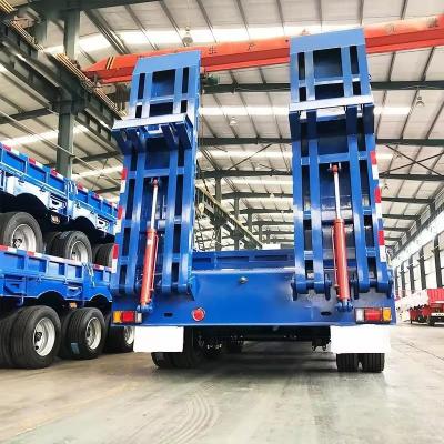 China Low-Bed Truck Trailer Lowboy Flatbed Truck Iron Tread 1820mm Heavy Duty 3 Axles 100t Te koop