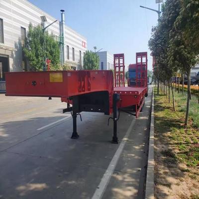 Cina Scavatori pesanti caricatori a ruote a letto basso autocarro a letto piatto con scala idraulica in vendita