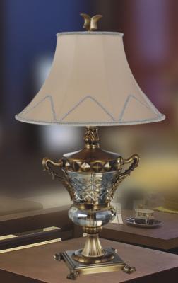 Cina Luce moderna della tavola delle lampade da tavolo lussuose del risparmio energetico/LED per la camera da letto in vendita