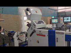 Máquina de dobragem de papel de grande formato com cinto de condução para pasta de papel de folheto farmacêutico