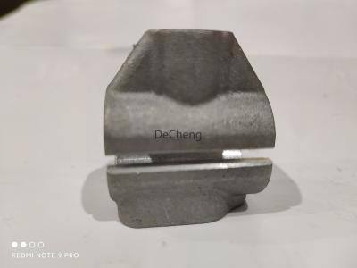 Cina Asse Seat 13951-1880B del bilanciere della valvola del motore J08 per l'escavatore Engine di Kobelco in vendita