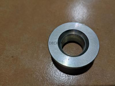 Cina esagono della vite di chiusura dell'albero a gomito di 6D95 6D108-5-6 18*50*62mm in vendita