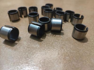 Cina perno di 6D107 6BG1 4BD1 6D95 B3.3 che posiziona i pin di Pin Or Cylinder Bed Positioning 13*16.5*14mm in vendita