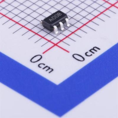 China Núcleo operacional de IC do amplificador da Único-maneira SMD de LMC7101BIM5X/NOPB A00B SOT23-5 à venda