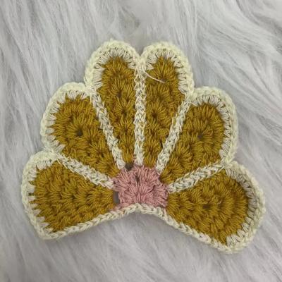 China Handmade DIY Lace Knitting Gift Crochet Small Fan Shape Items for Customized Gifts for sale