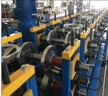 中国 母屋の油圧に打つことのための機械を形作るフル オートCZロール 販売のため