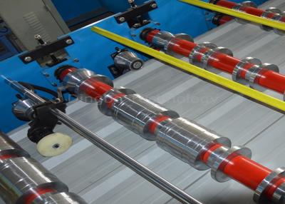 Cina EGA 600 rotolo ondulato del pannello del tetto del metallo di Manica di 500 soffitti che forma la linea della macchina in vendita