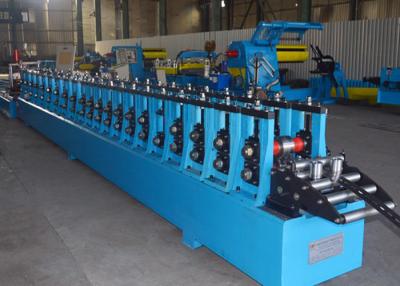 China Magazijnsysteem Rechtopstaand stellingrek Palletstelling Stap Beam Roll Forming Machine Te koop