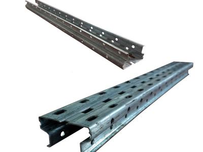 Cina Rotolo verticale dello scaffale della colonna dello scaffale dell'acciaio galvanizzato di 1.5-3mm che forma macchina in vendita