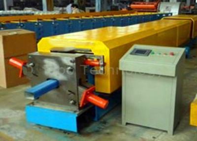 Cina Rotolo di derivazione della discesa di colata della grondaia del becco che forma fabbricazione del dado della macchina in vendita