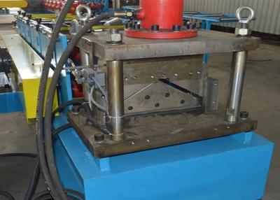 Cina Macchina superiore di alluminio di stampaggio a freddo di Ridge Cap Roll Forming Machine del metallo delle mattonelle di tetto in vendita