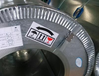 China Anchura de acero galvanizada sumergida caliente dura completa modificada para requisitos particulares 600-1500m m de la bobina en venta