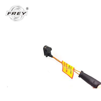 Cina Il sensore giusto dell'automobile di usura del cuscinetto di freno parte 1645401017 2205401517 Mercedes Benz W164 in vendita