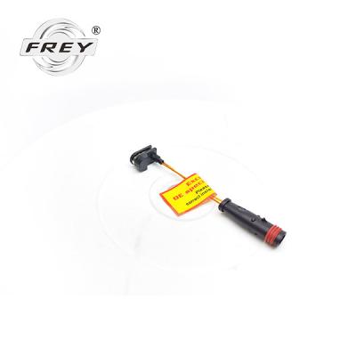 Cina Il sensore giusto dell'automobile di usura del cuscinetto di freno parte 1645401017 2205401517 Mercedes Benz W164 in vendita