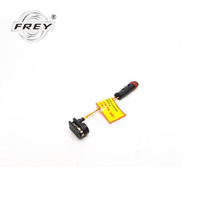 Cina Il sensore giusto dell'automobile di usura del cuscinetto di freno parte 1645401017 2205401517 Mercedes Benz W164 in vendita