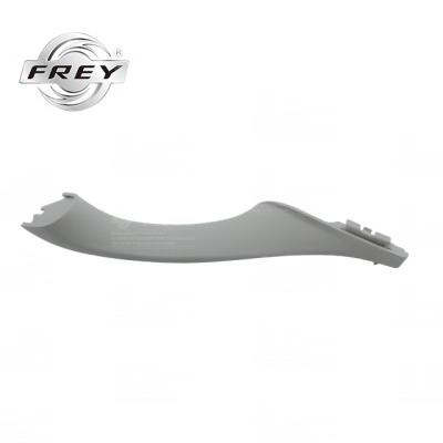 Cina 51417225858 Maniglia per porta accessori interni auto grigia per BMW 5 serie F18 F10 in vendita