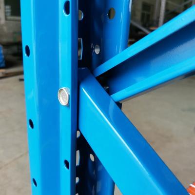 China Sturdy Warehouse Pallet Rack with Rack Safety and Steel Construction Width 1000-3900mm for sale