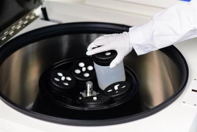 China Centrifuge met lage snelheid, gekoelde bloedbank, 6000 rpm, verstelbaar Te koop