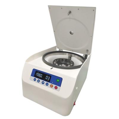 Cina ISO CE Centrifugatrice a bassa velocità 5000 giri al minuto Max 24 tubi per laboratorio in vendita