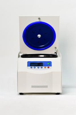 China Benchtop 400 ml High Speed Centrifuge voor 48/24/12 Buizen Max 21000 RPM Te koop