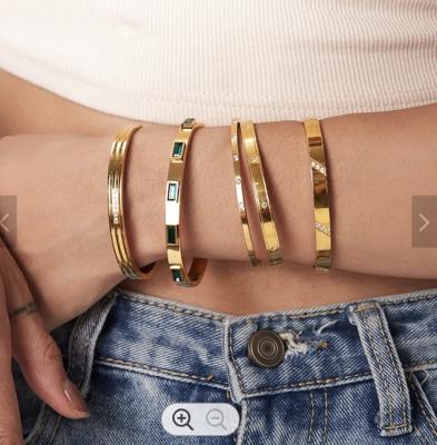 Cina Colore Gem Four Diamond Screw Bangle dell'intarsio per braccialetto di acciaio inossidabile delle donne e degli uomini in vendita