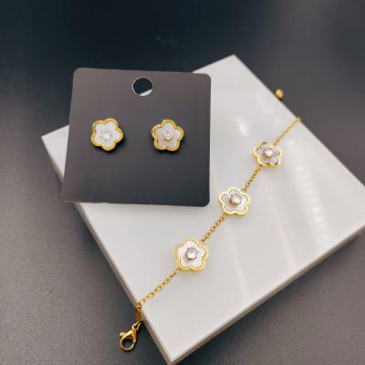 中国 New Arrival Trendy High Polish Newest Gold Color Stainless Steel  Earring ,Necklace , Bracelet Sets With Shell  For Lady 販売のため