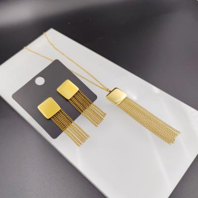 Cina New Arrival Trendy Pearl Double Lines  Newest Gold Color Stainless Steel  Earring ,Necklace , Bracelet Sets  For Lady in vendita