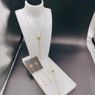 Cina New Arrival Trendy Lines  Newest Gold Color Stainless Steel  Earring ,Necklace , Bracelet Sets  For Lady in vendita