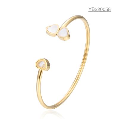中国 シャムロックのステンレス鋼の腕輪 販売のため