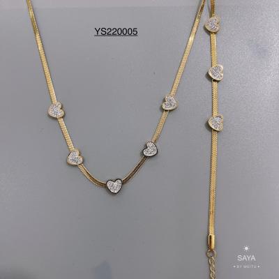 中国 ステンレススネークボーンチェーンネックレスK18ゴールドメッキハートラインストーンネックレス 販売のため