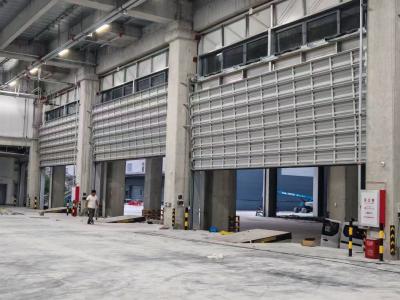 China Windproof Energy Efficient Aluminum Sectional Doors Industrial For Warehouse for sale
