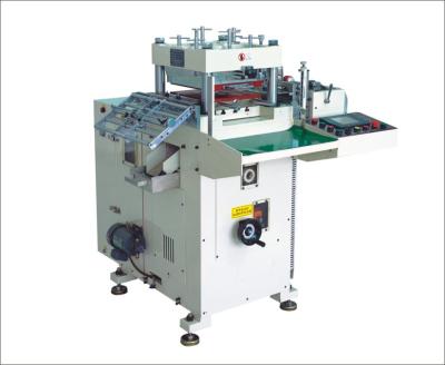 Cina Macchina tagliante di timbratura calda automatica ad alta velocità per il protettore dello schermo in vendita