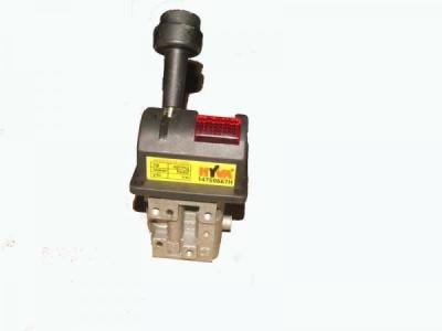 China SINOTRUK truck part manual control valve lifting valve 14750667H for sale