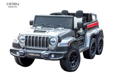 Chine Tour électrique actionné de voiture de sport des enfants sur la voiture 3.5KM/HR à vendre