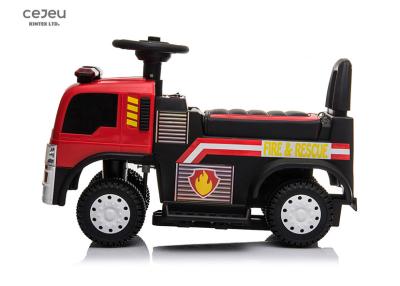 China 6V4.5AH Ride On Fire Truck With Police Sounds 12 Months Foot To Floor for sale