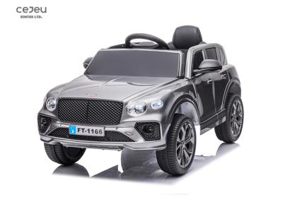 中国 6V4AH子供は平行動揺の背部白い赤のおもちゃ車で乗る 販売のため