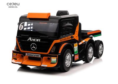 Cina I bambini 4X4 disegnano il giro elettrico sull'automobile con le luci telecomandate e la musica del LED in vendita