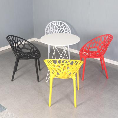 Cina La sala da pranzo accatastabile di plastica dei pp presiede il giardino moderno 45x48x80cm di svago in vendita