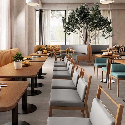 Cina 150 cm 120 tavoli da pranzo del ristorante della disposizione dei posti a sedere della cabina di cm ed annata delle sedie X4 X6 in vendita